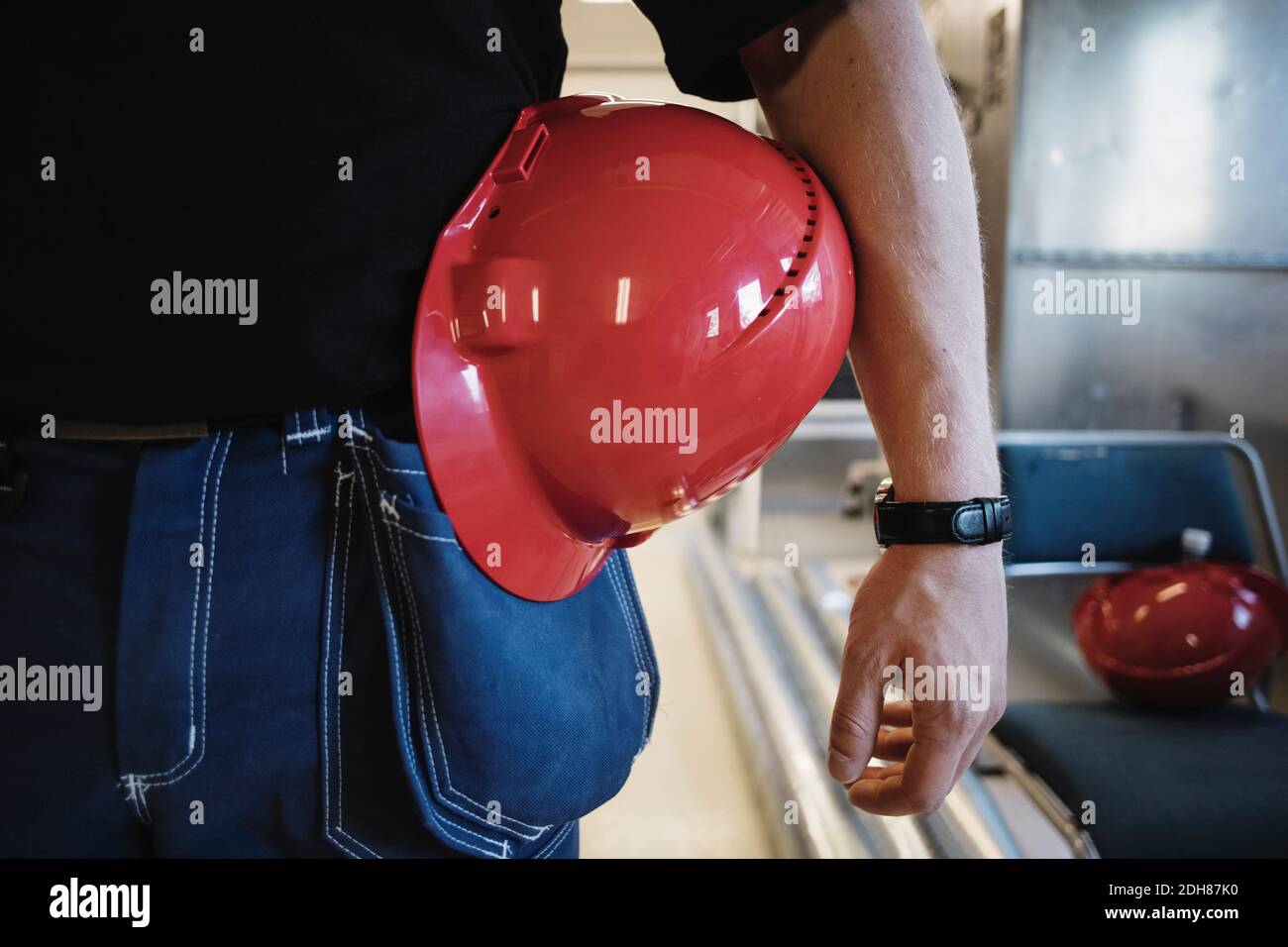 Auto mechanic hi-res stock photography and images - Alamy