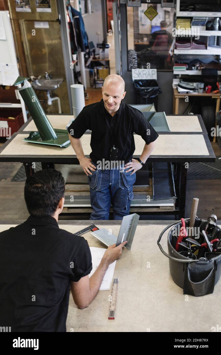 School student hi-res stock photography and images - Alamy