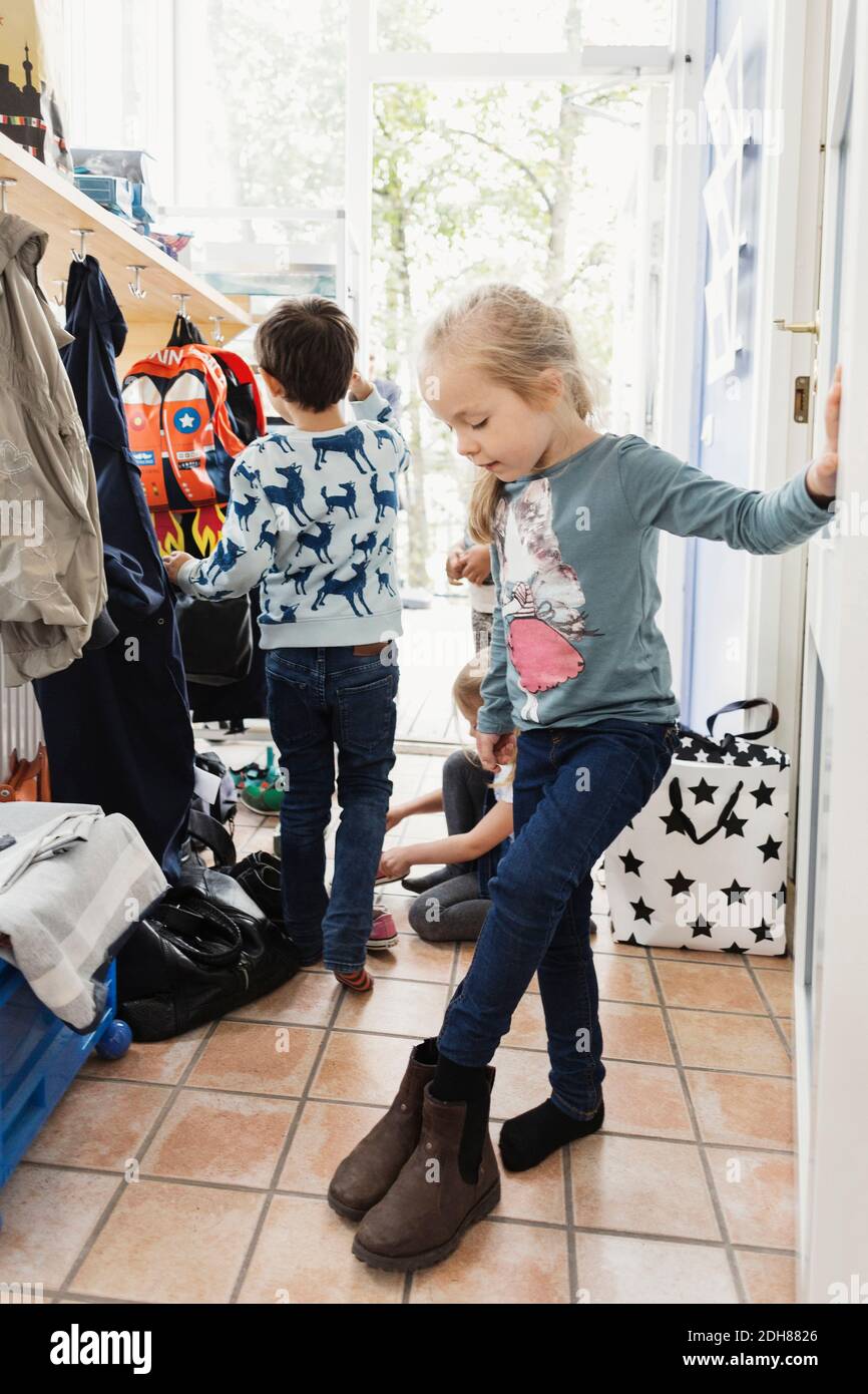 Image of leave hi-res stock photography and images - Alamy