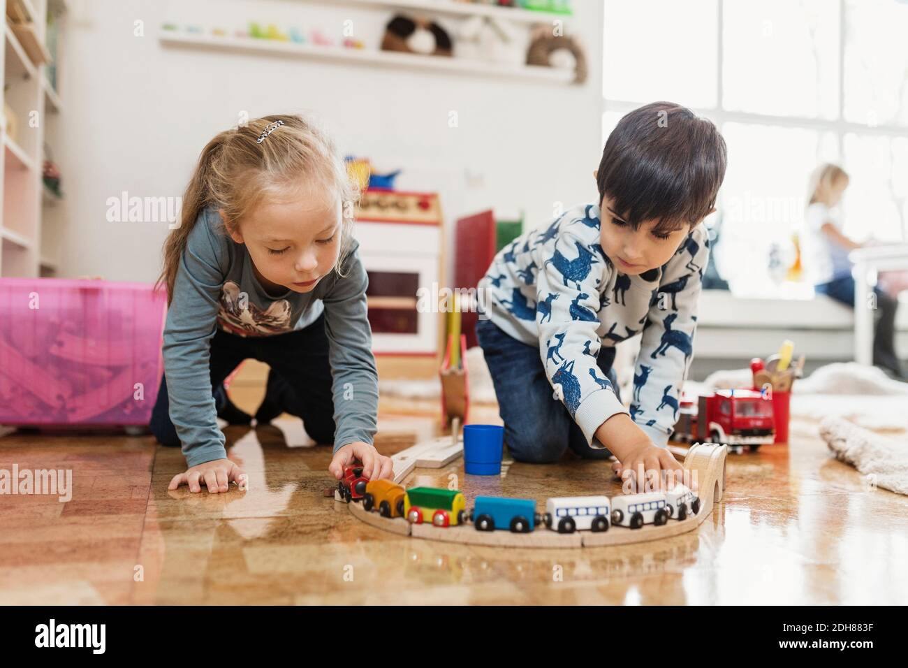 Preschool age girls hi-res stock photography and images - Alamy