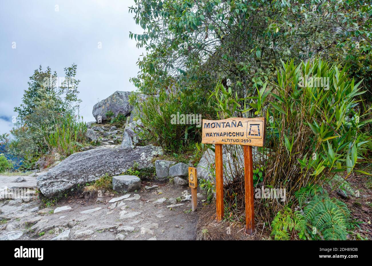 Machu picchu sign hi-res stock photography and images - Alamy