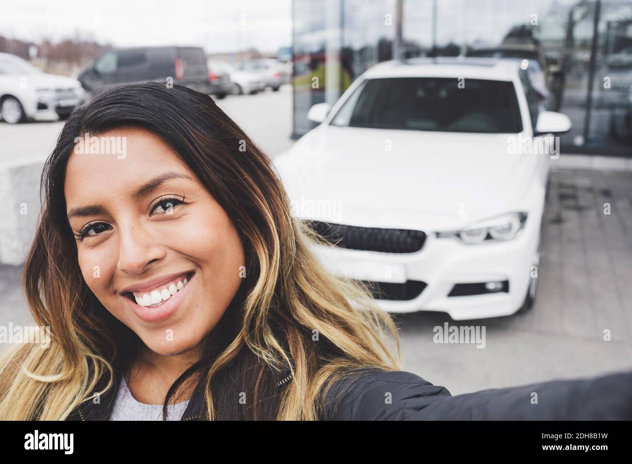 Standing against car hi-res stock photography and images - Alamy