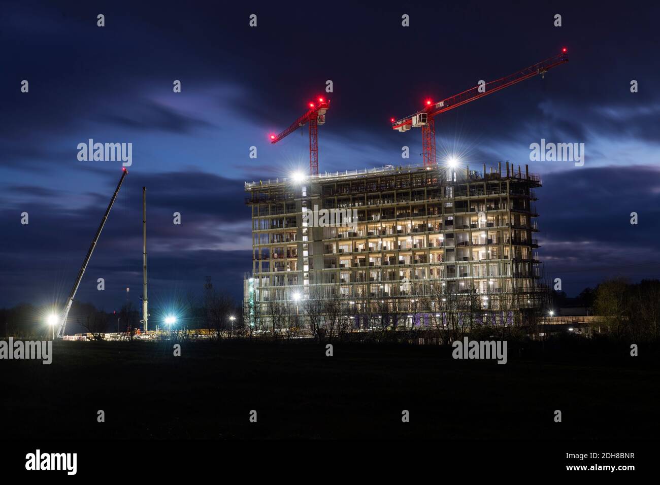 Construction at night Stock Photo - Alamy