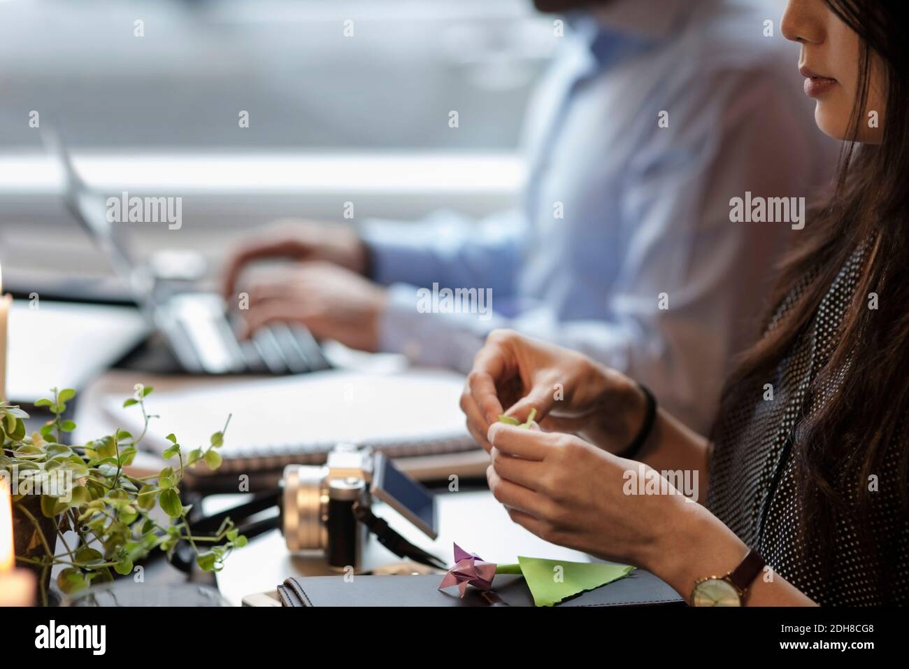 Two people origami hi-res stock photography and images - Alamy