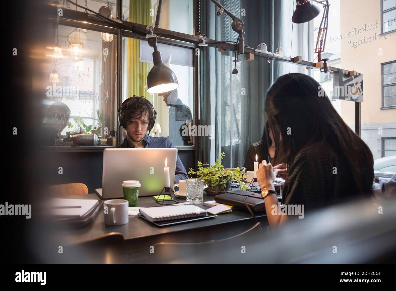 Bloggers equipment hi-res stock photography and images - Alamy