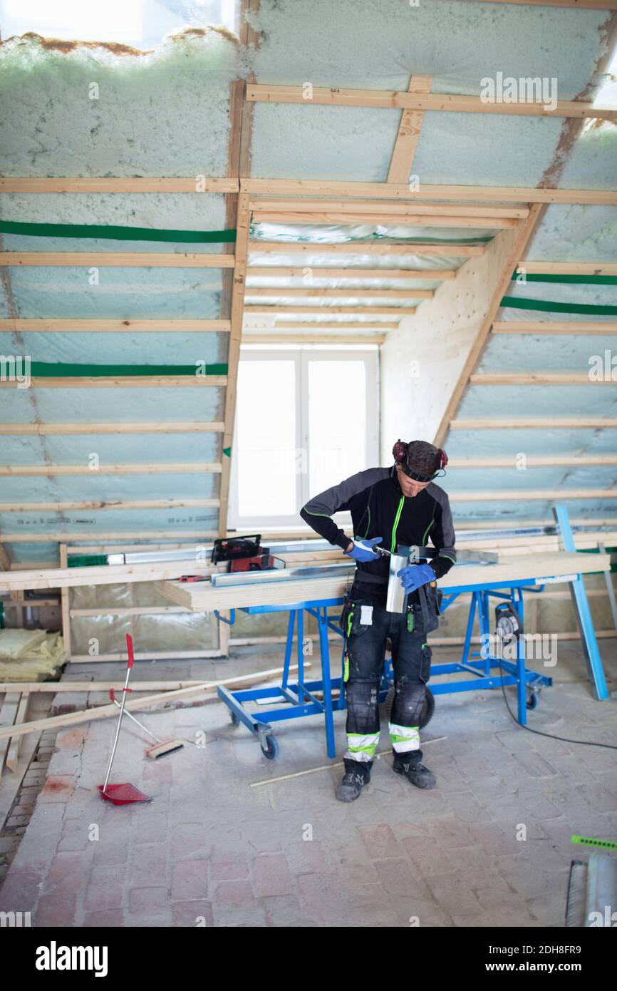 Messy construction worker hi-res stock photography and images - Alamy