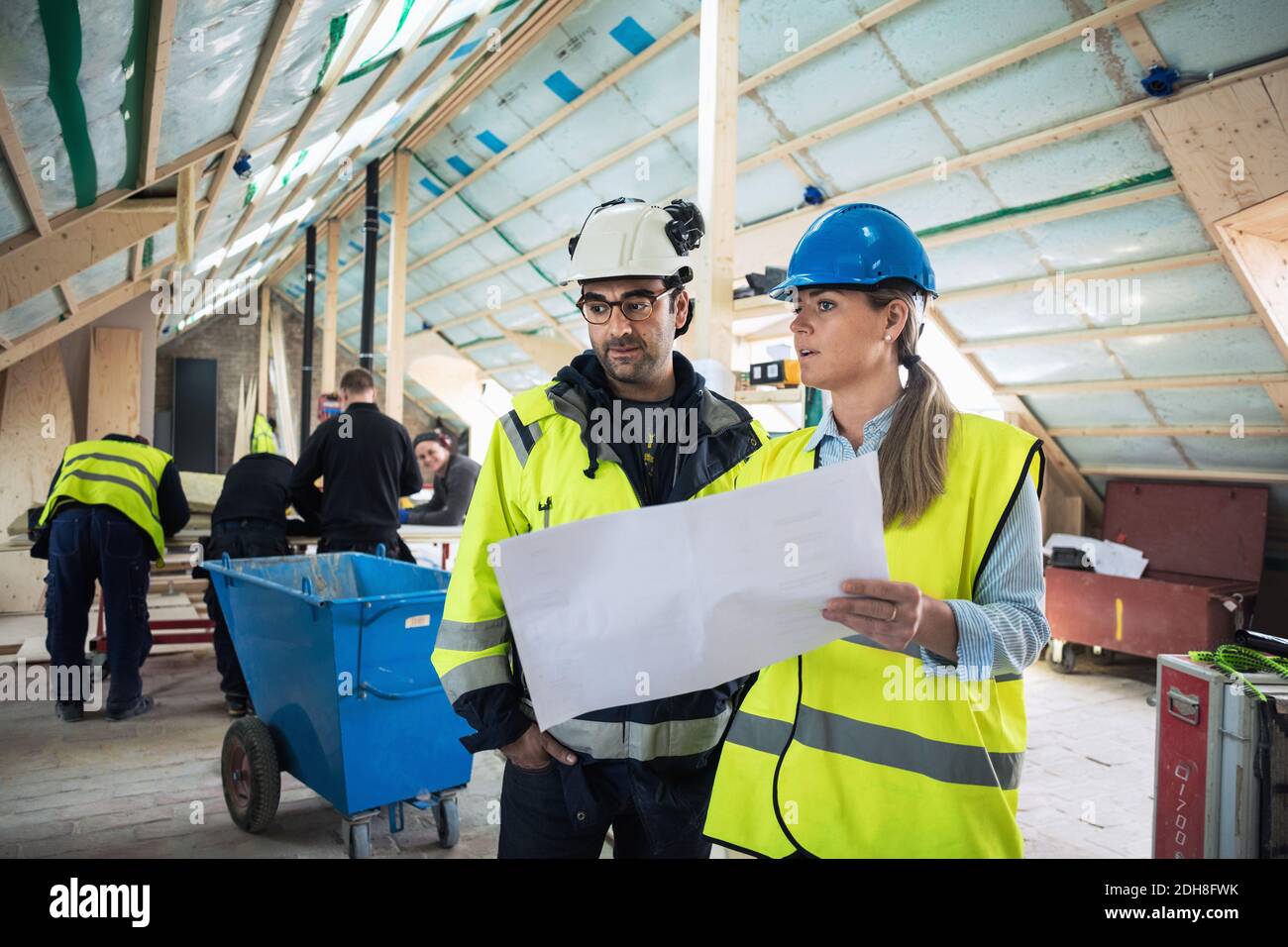 Messy construction worker hi-res stock photography and images - Alamy