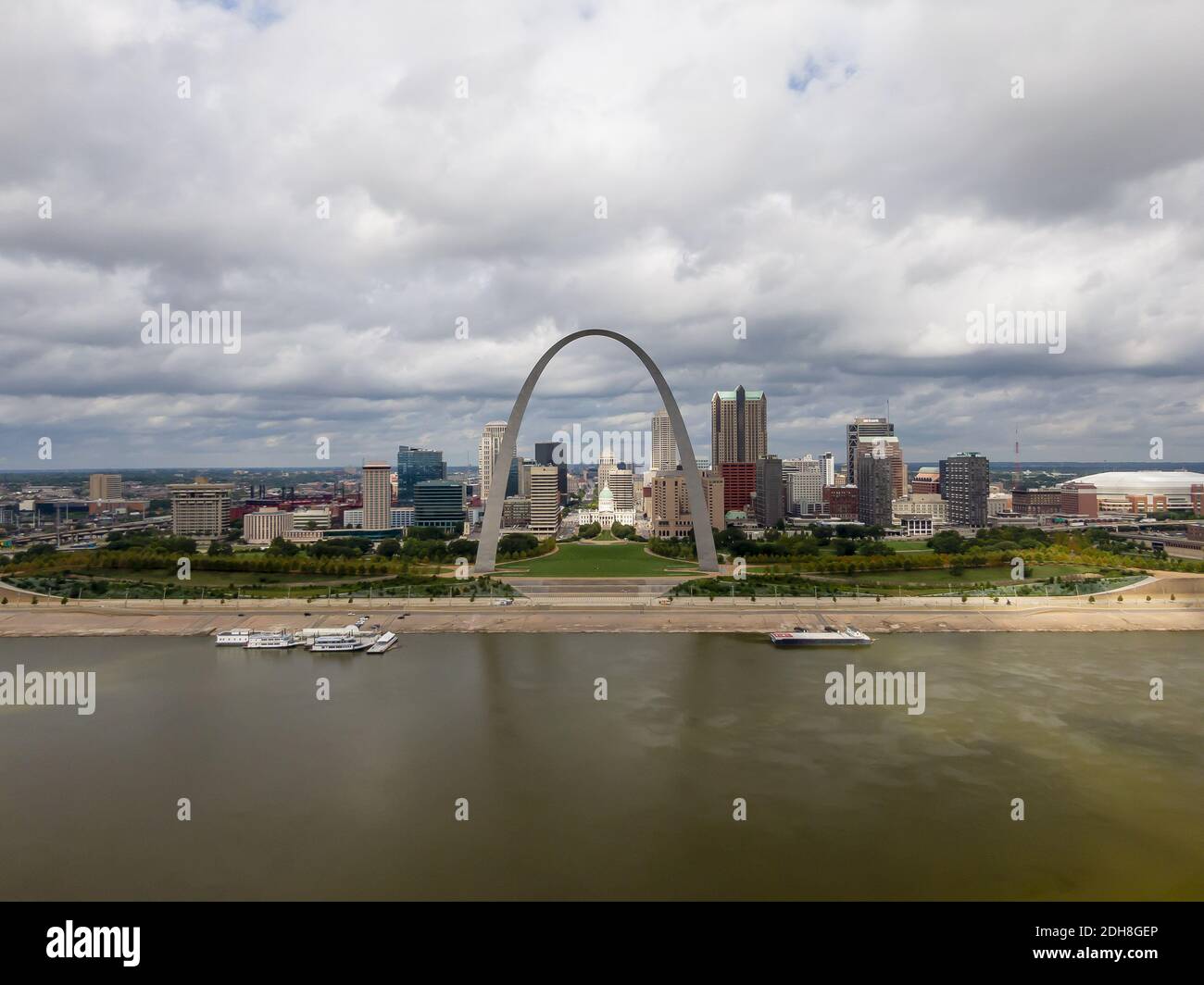 Aerial Views Of St. Louis, Missouri With The St Louis Arch Stock Photo ...