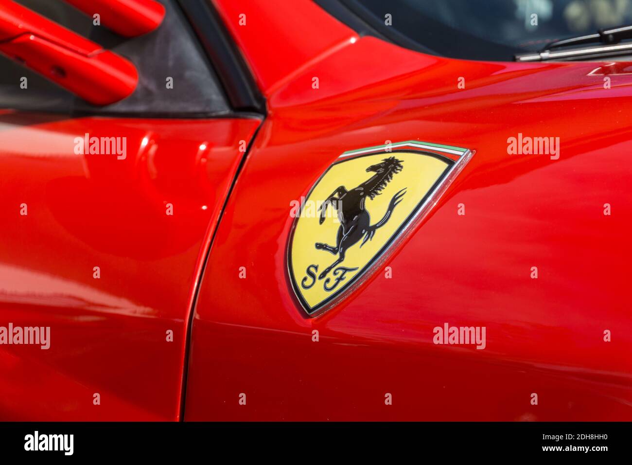 F430 logo hi-res stock photography and images - Alamy