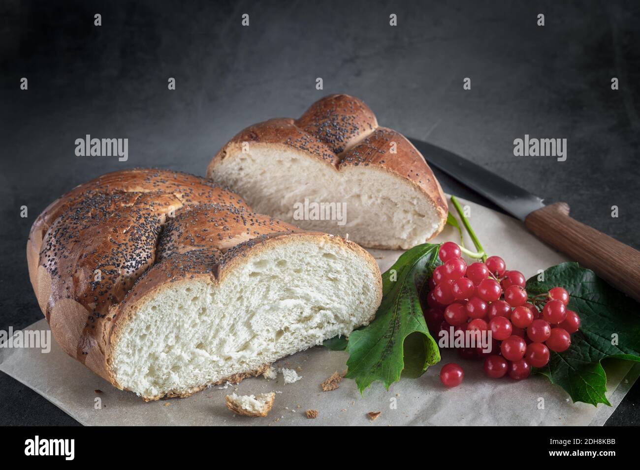 Slice white bread no crust hi-res stock photography and images - Alamy