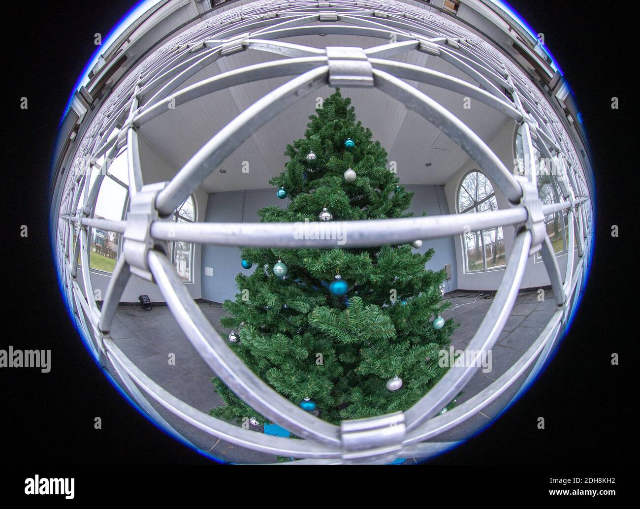 Concert shell hi-res stock photography and images - Alamy