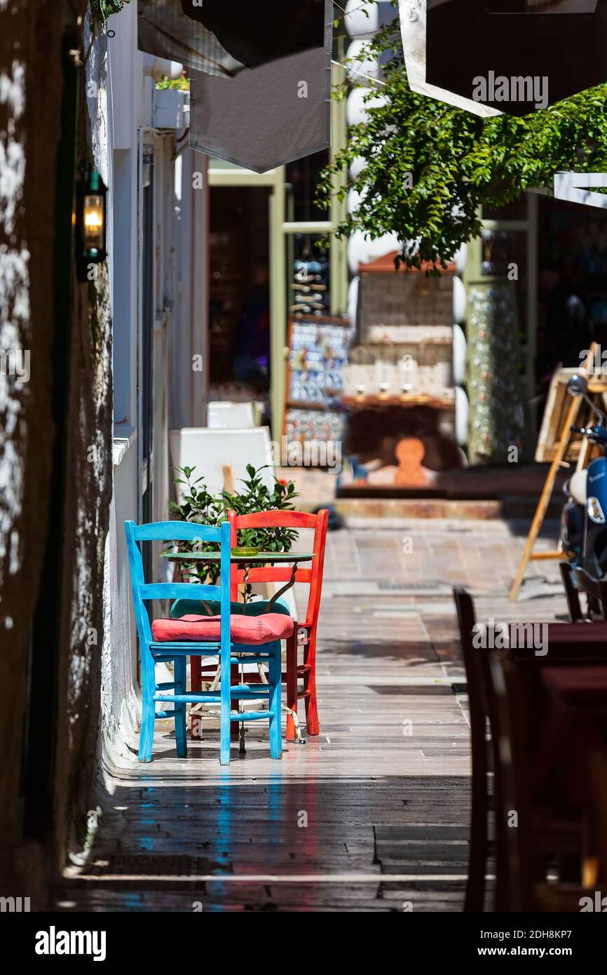 Nafplio, Greece table in small cafe Stock Photo - Alamy