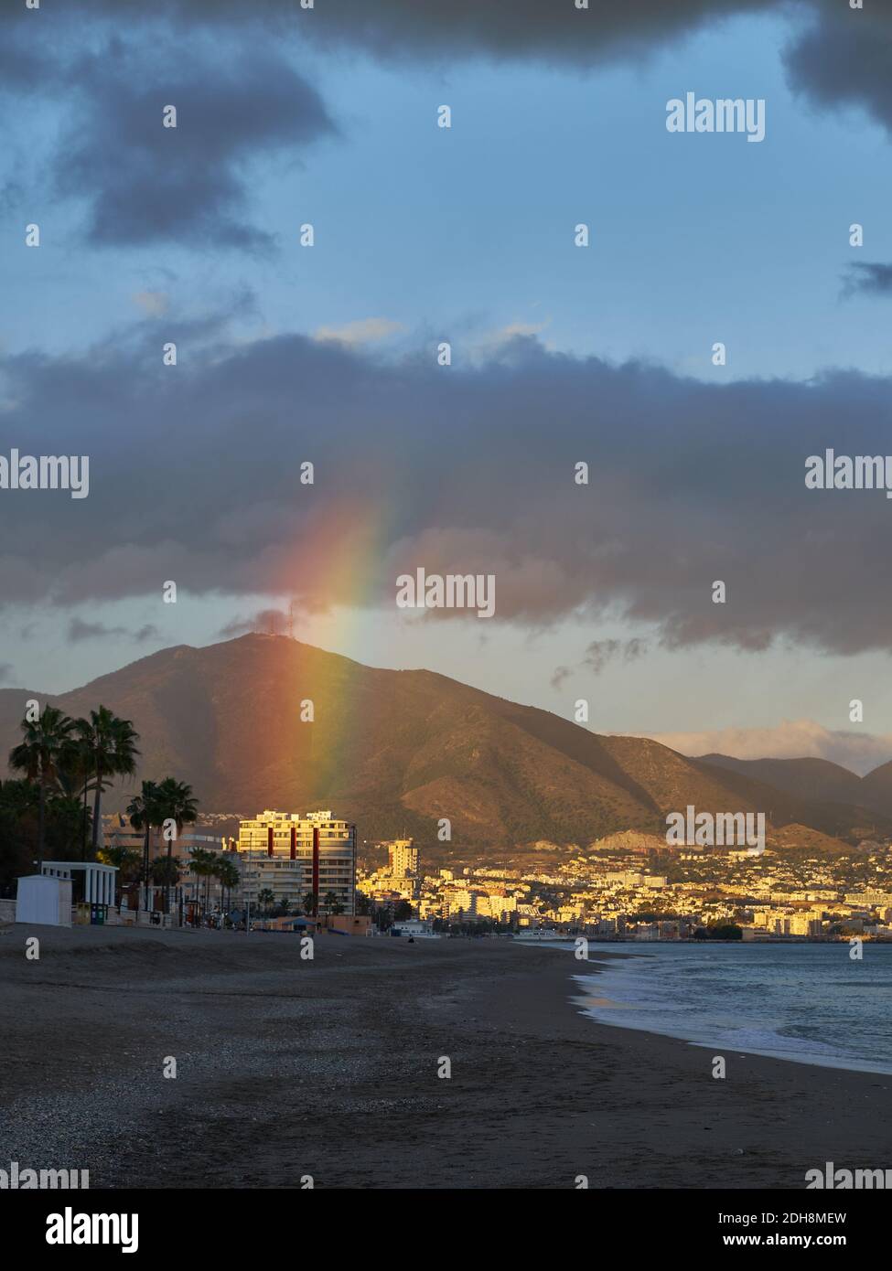 Sun rain rainbow beach hi-res stock photography and images - Alamy