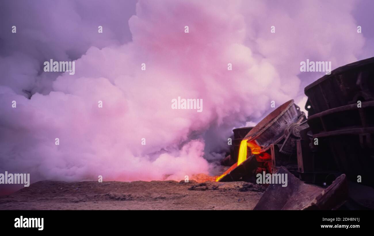 Sulfur casting hi-res stock photography and images - Alamy