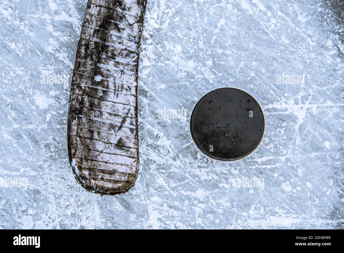 Sticks and pucks hi-res stock photography and images - Alamy