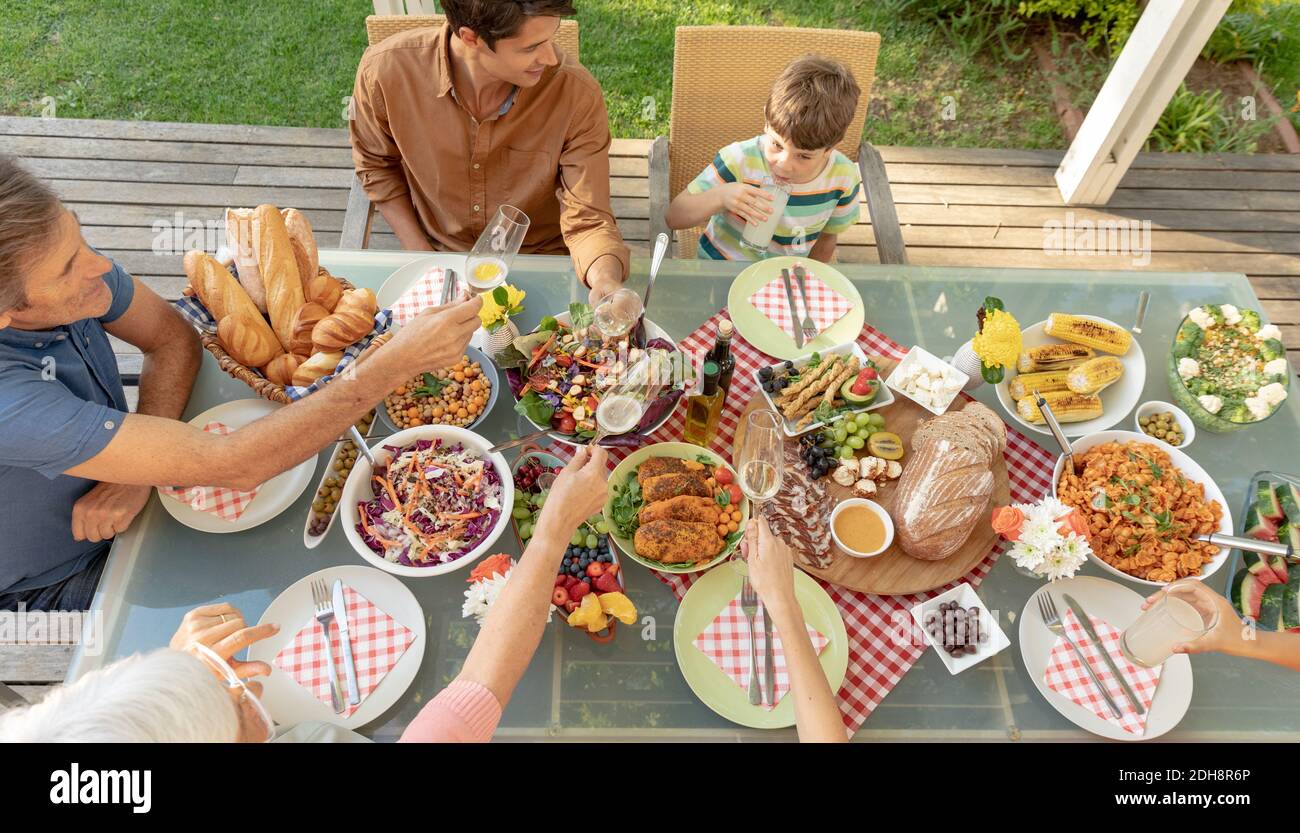 Family lunch outside grandmother table hi-res stock photography and ...