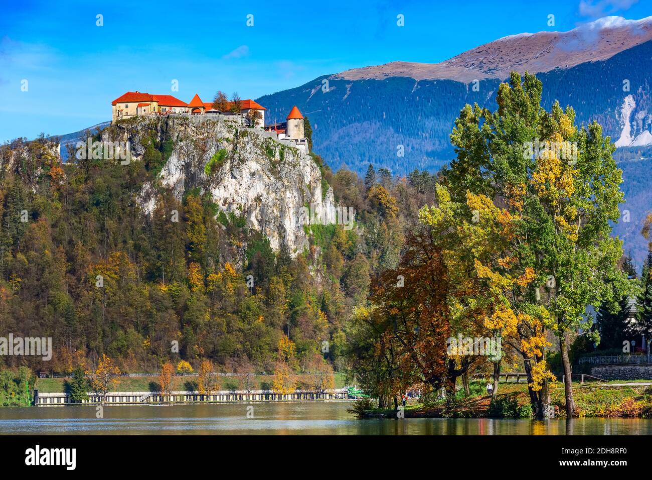 Lake Bled and castle in autumn, Slovenia Stock Photo - Alamy