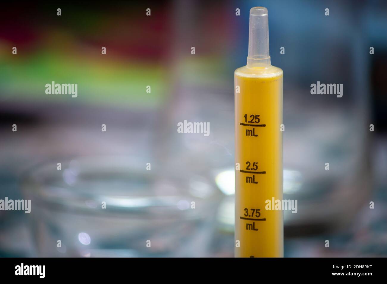 Medical injector hi-res stock photography and images - Alamy