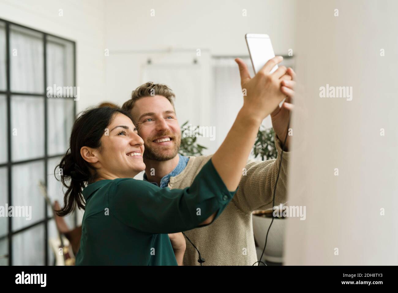 People taking selfie in hi-res stock photography and images - Alamy