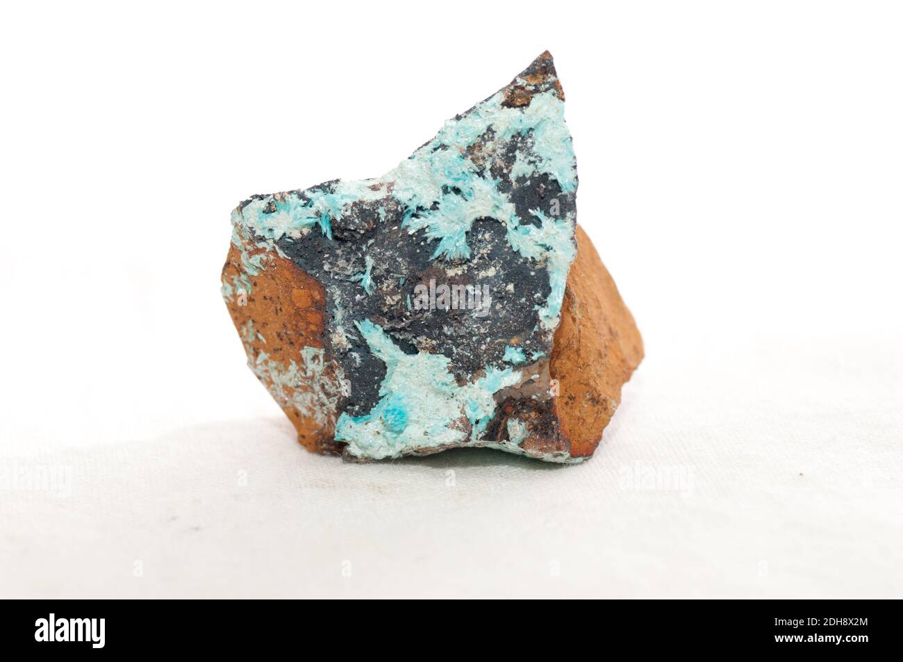 Copper zinc carbonate hi-res stock photography and images - Alamy
