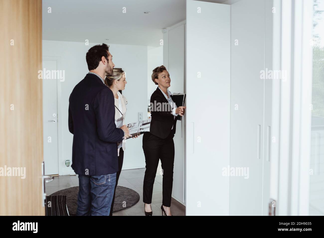 Real estate agent showing property hi-res stock photography and images ...