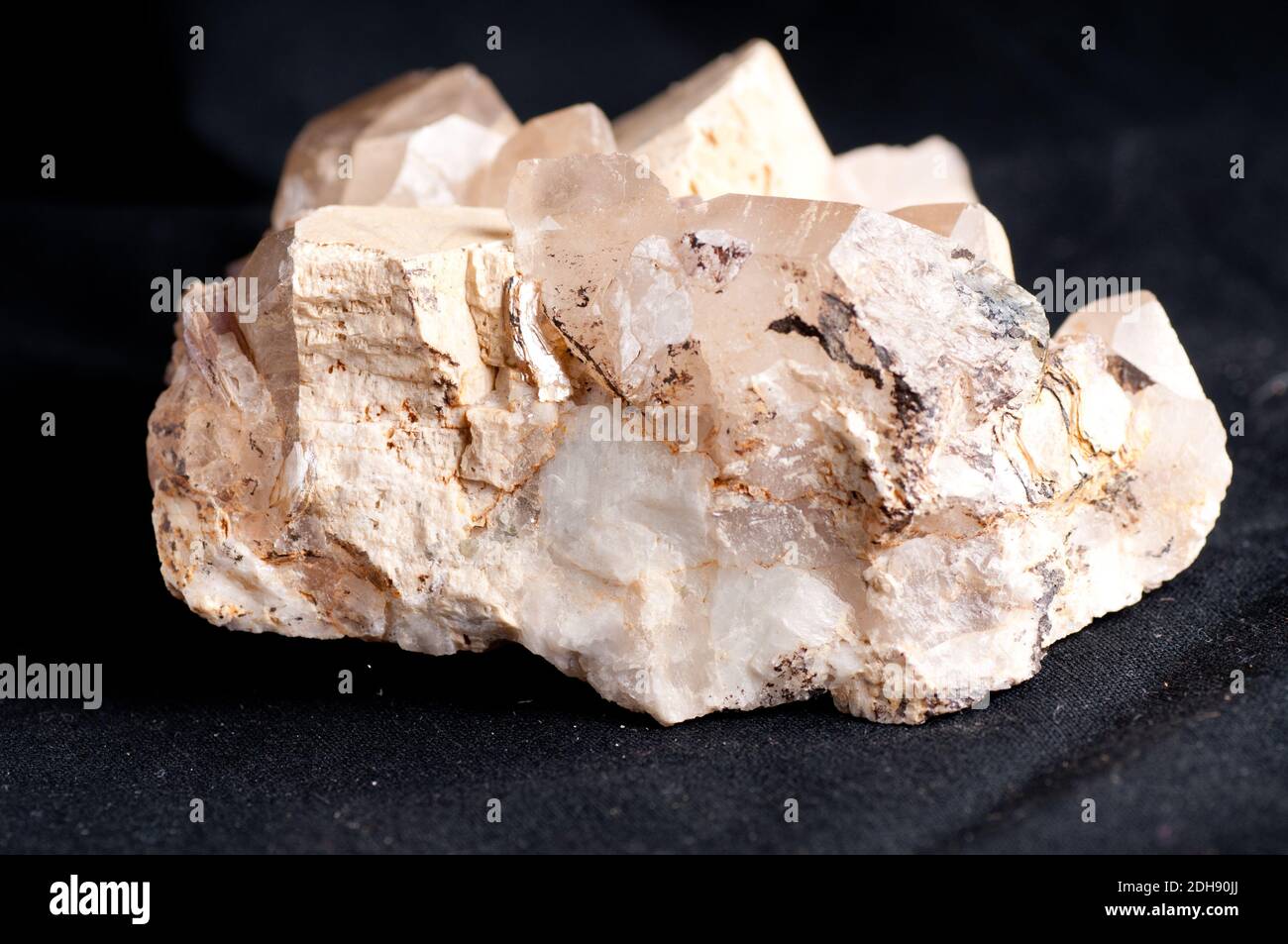 quartz crystal mineral sample used for jewelry or manufacturing Stock ...