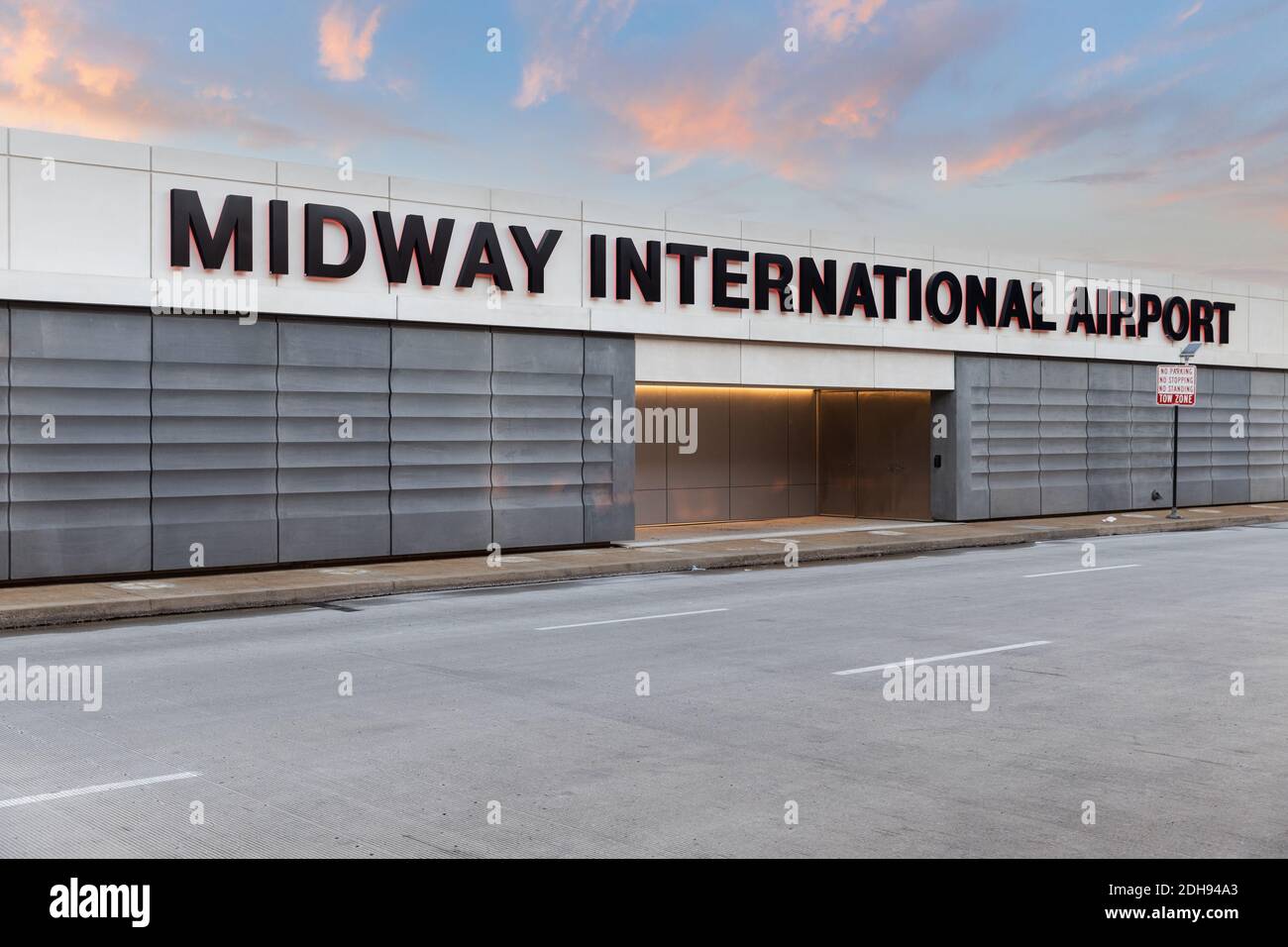 Chicago midway airport hi-res stock photography and images - Alamy