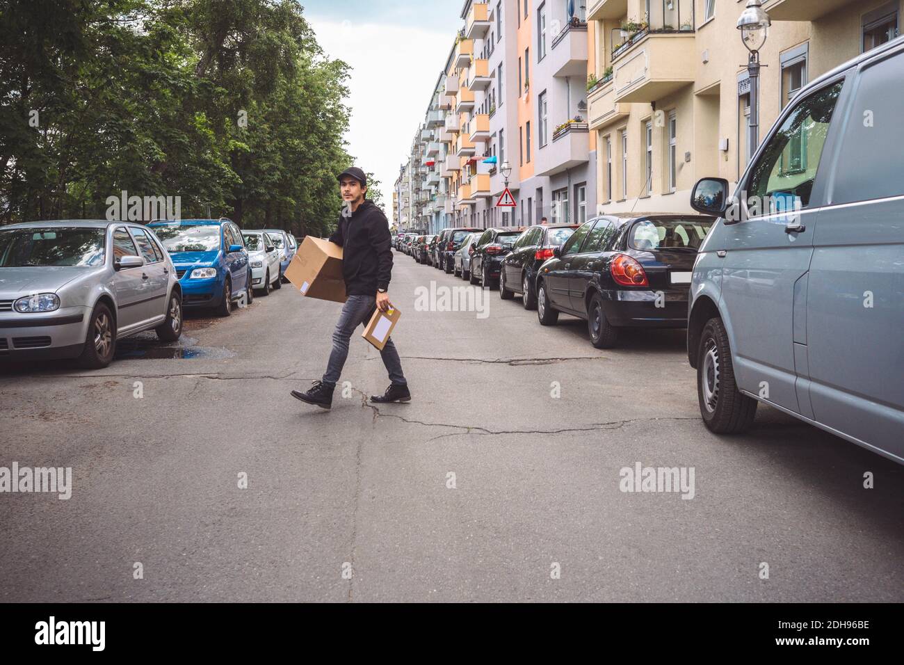 Indian man walking in the street hi-res stock photography and images ...