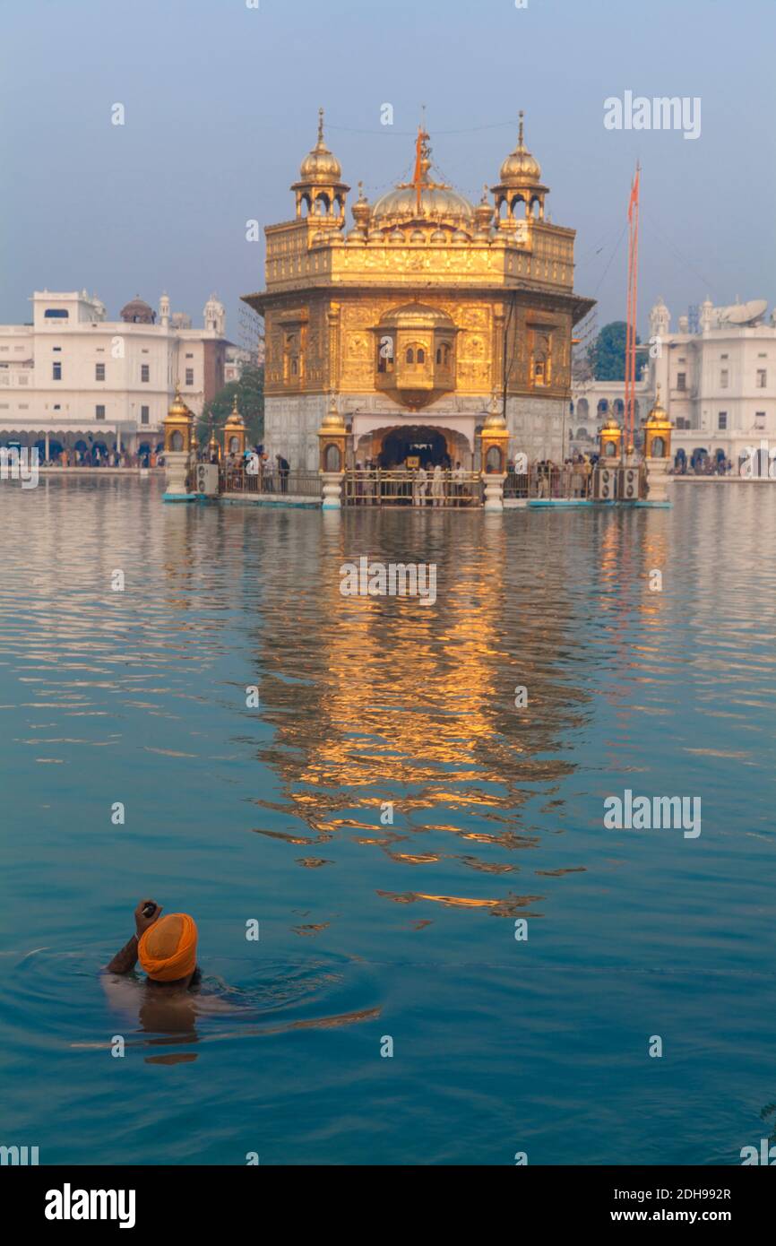 Gold plated amritsar hi-res stock photography and images - Alamy
