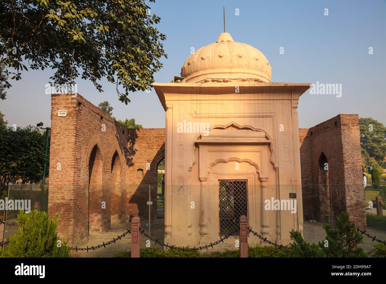 Jallianwala bagh massacre of 1919 hi-res stock photography and images ...
