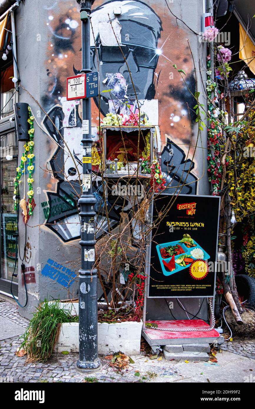 District mot restaurant hi-res stock photography and images - Alamy