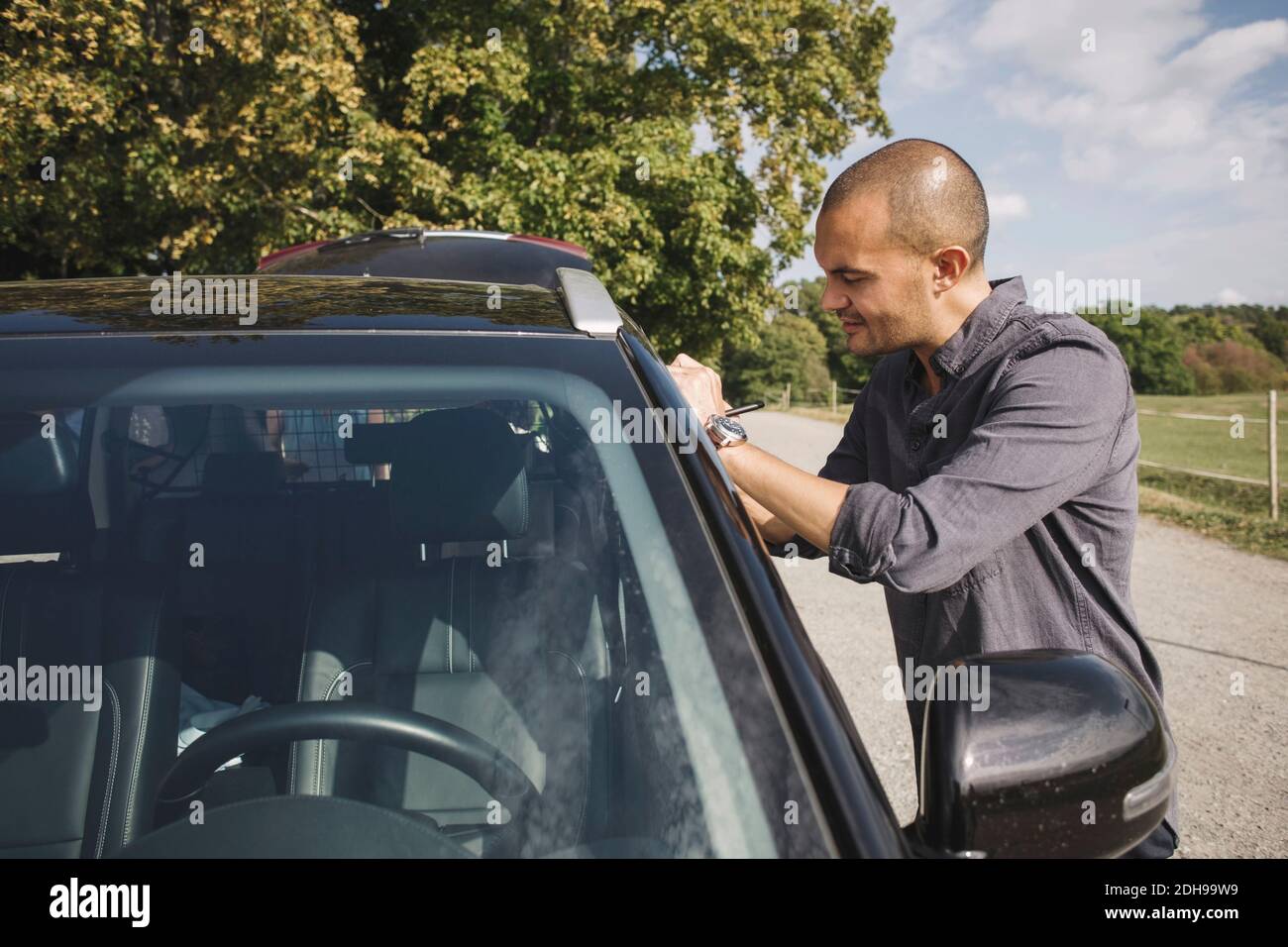 Road writing hi-res stock photography and images - Alamy