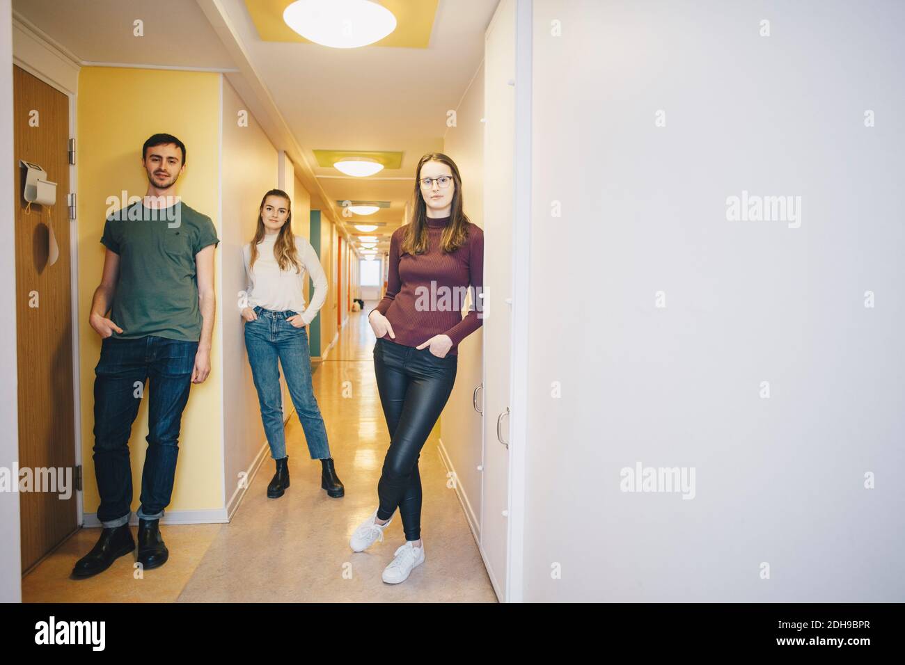 Portrait photography equipment hi-res stock photography and images - Alamy