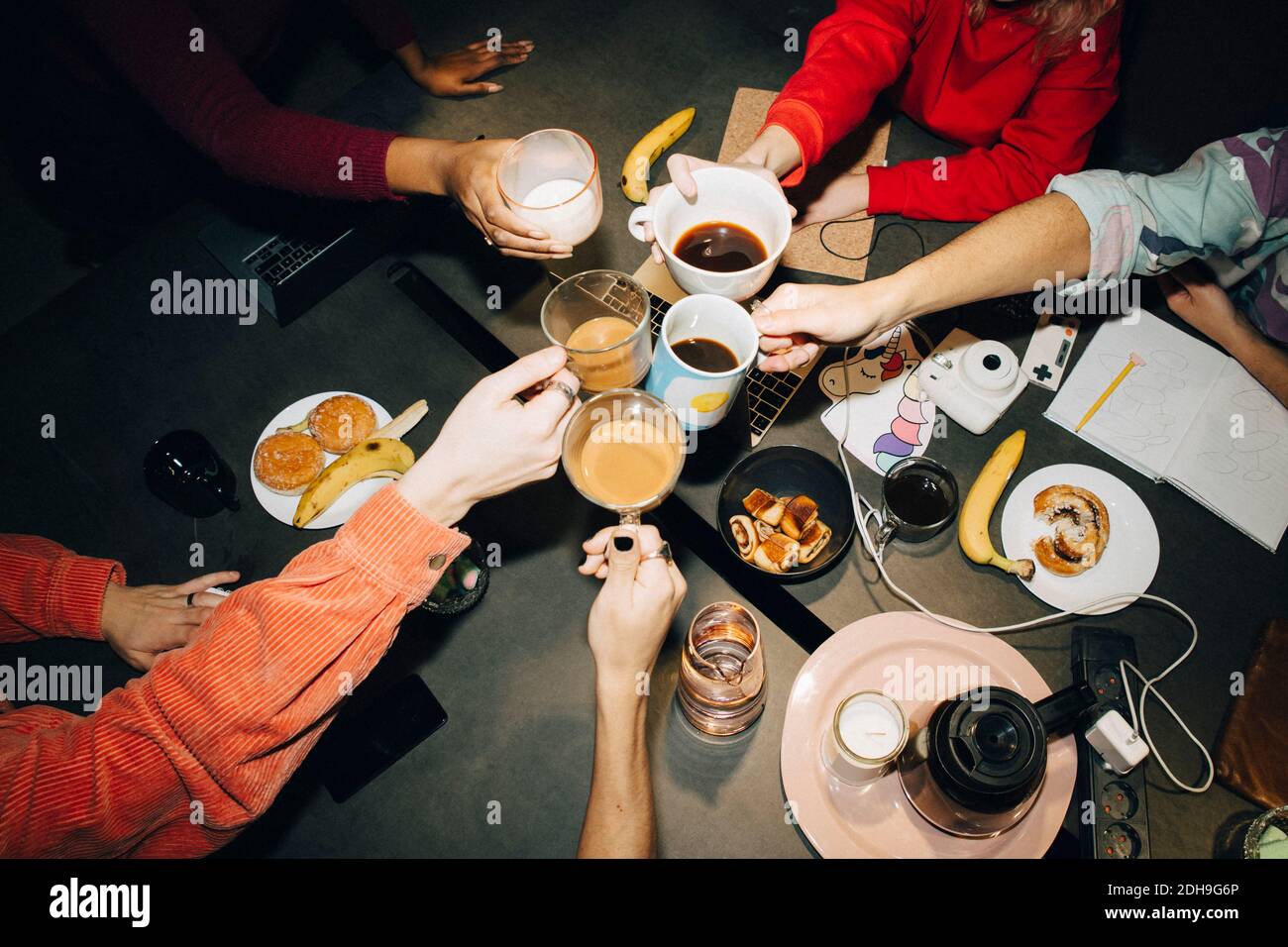 Bonding over coffee hi-res stock photography and images - Alamy