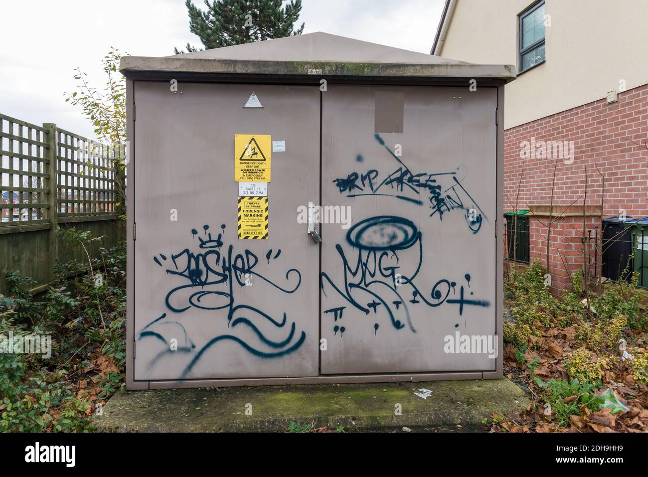 Western Power Distribution electricity distribution junction box with ...