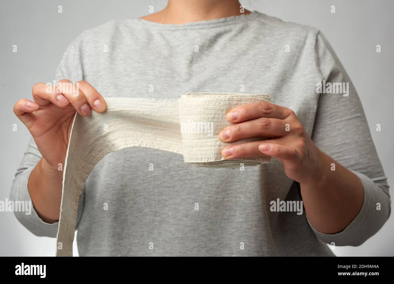 Body bandage hi-res stock photography and images - Alamy