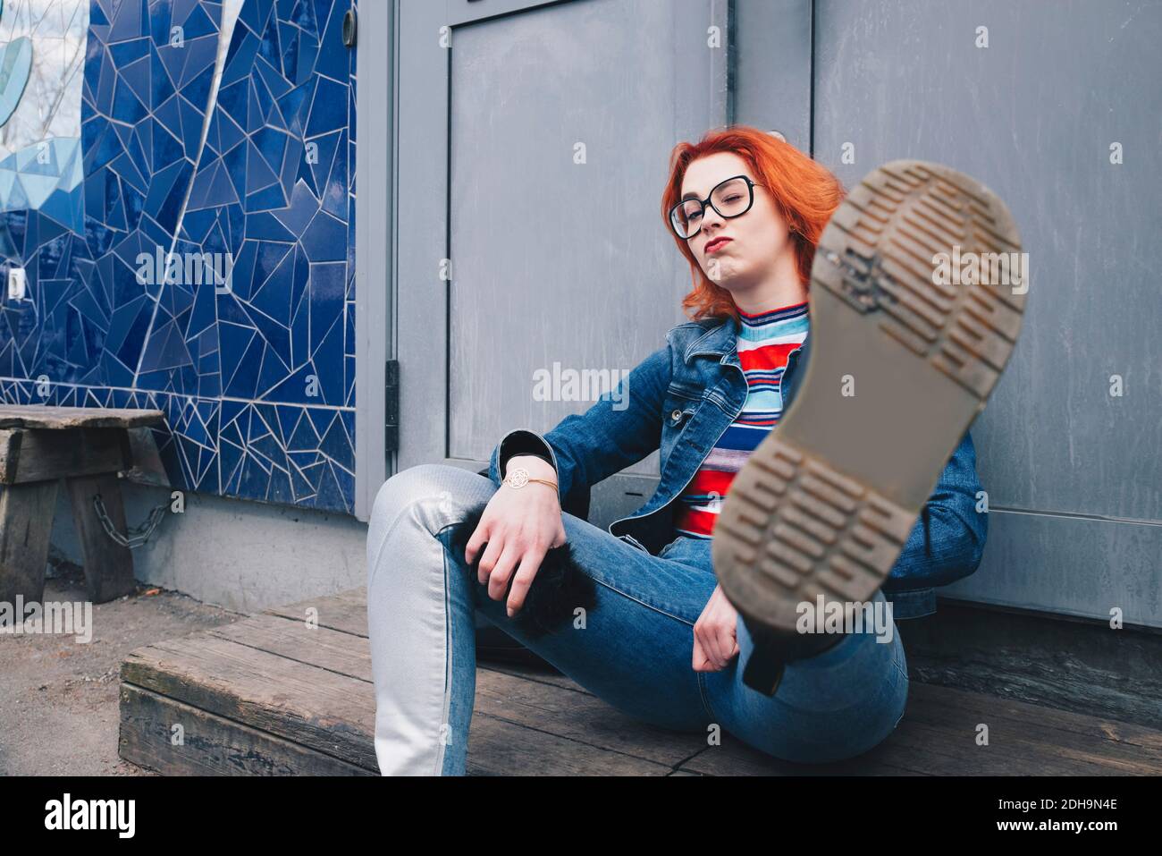 Kicking door hi-res stock photography and images - Alamy Kicking door hi-res stock photography and images - Alamy