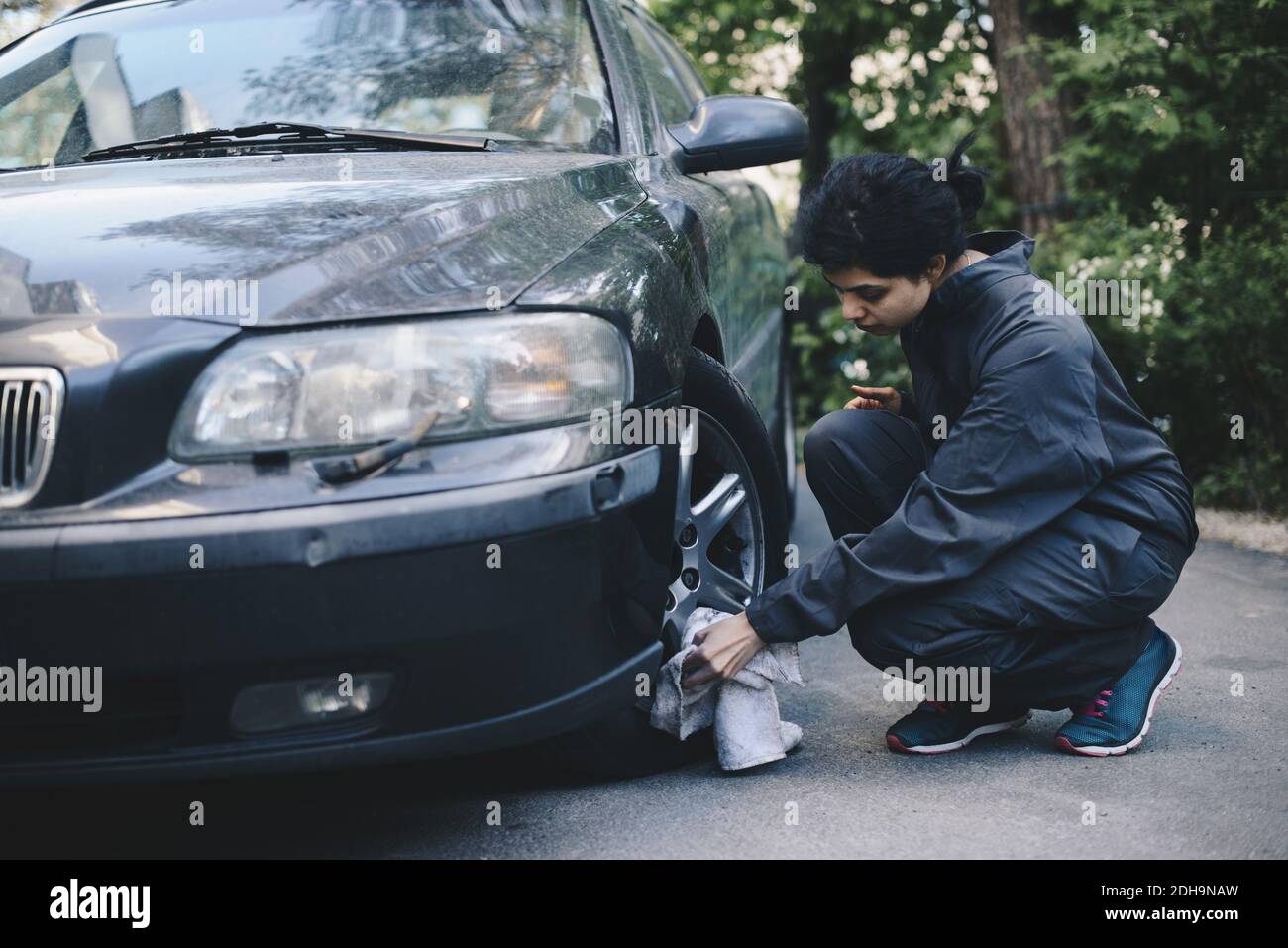 Auto repair shop outside hi-res stock photography and images - Alamy