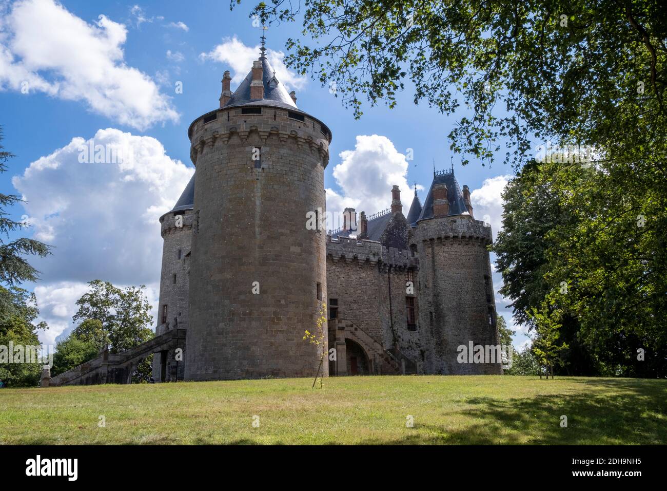 Combourg (Brittany, north-western France): overview of the town and its ...