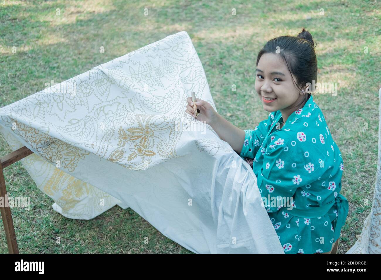 Canting hi-res stock photography and images - Alamy