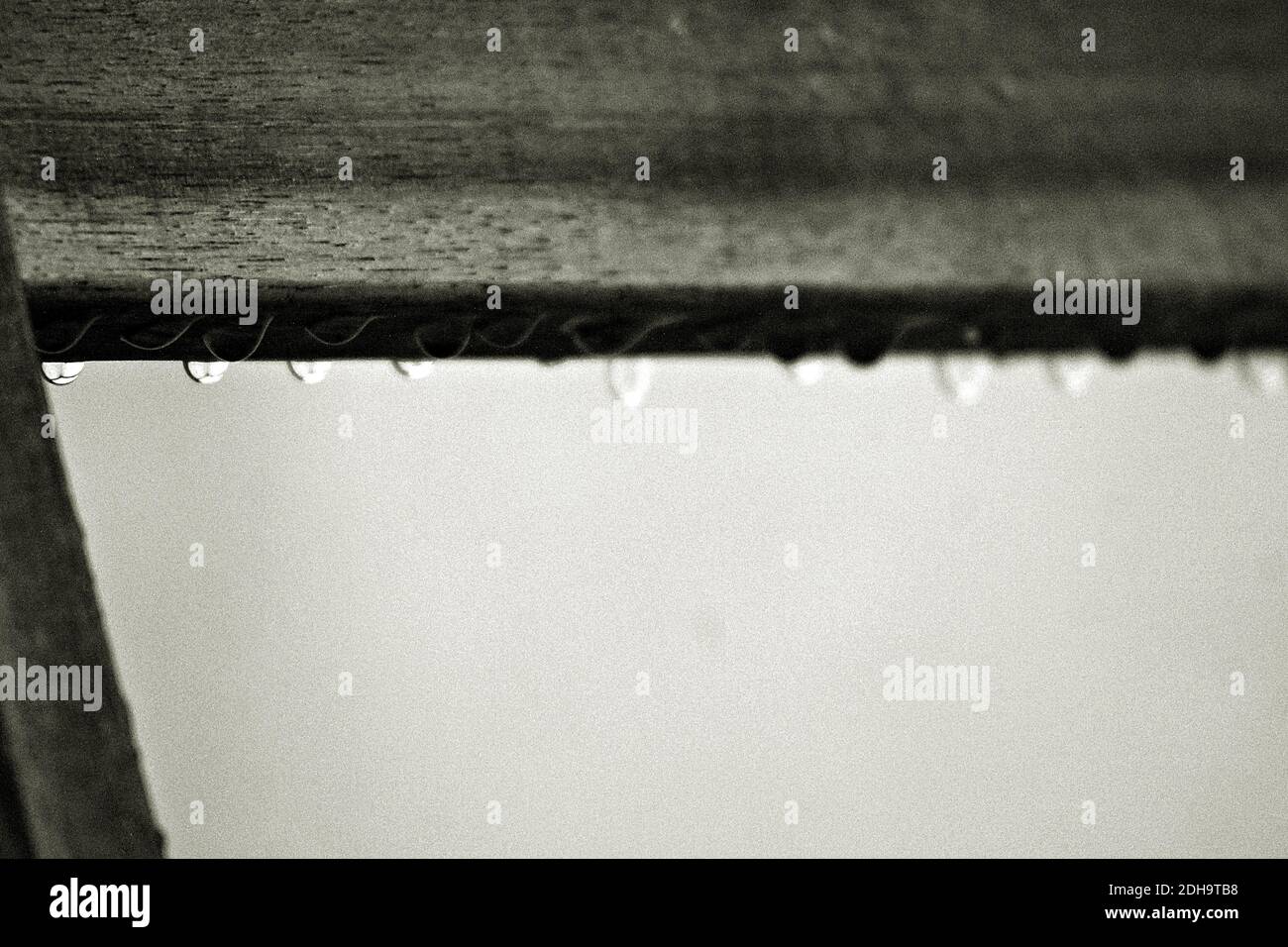 Dropping pattern hi-res stock photography and images - Alamy
