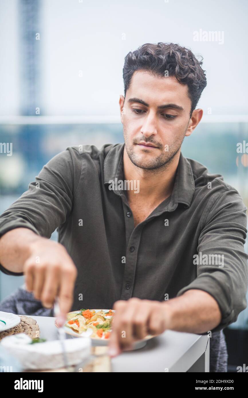 Cutting tables hi-res stock photography and images - Alamy