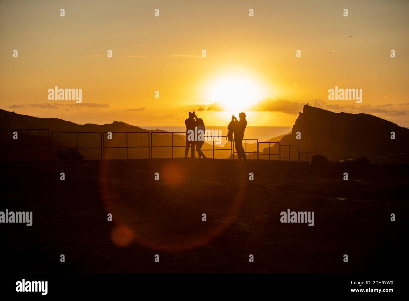 People watching sunrise hi-res stock photography and images - Alamy