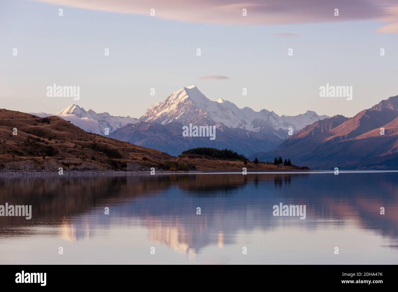 Mt cook aoraki mount hi-res stock photography and images - Alamy