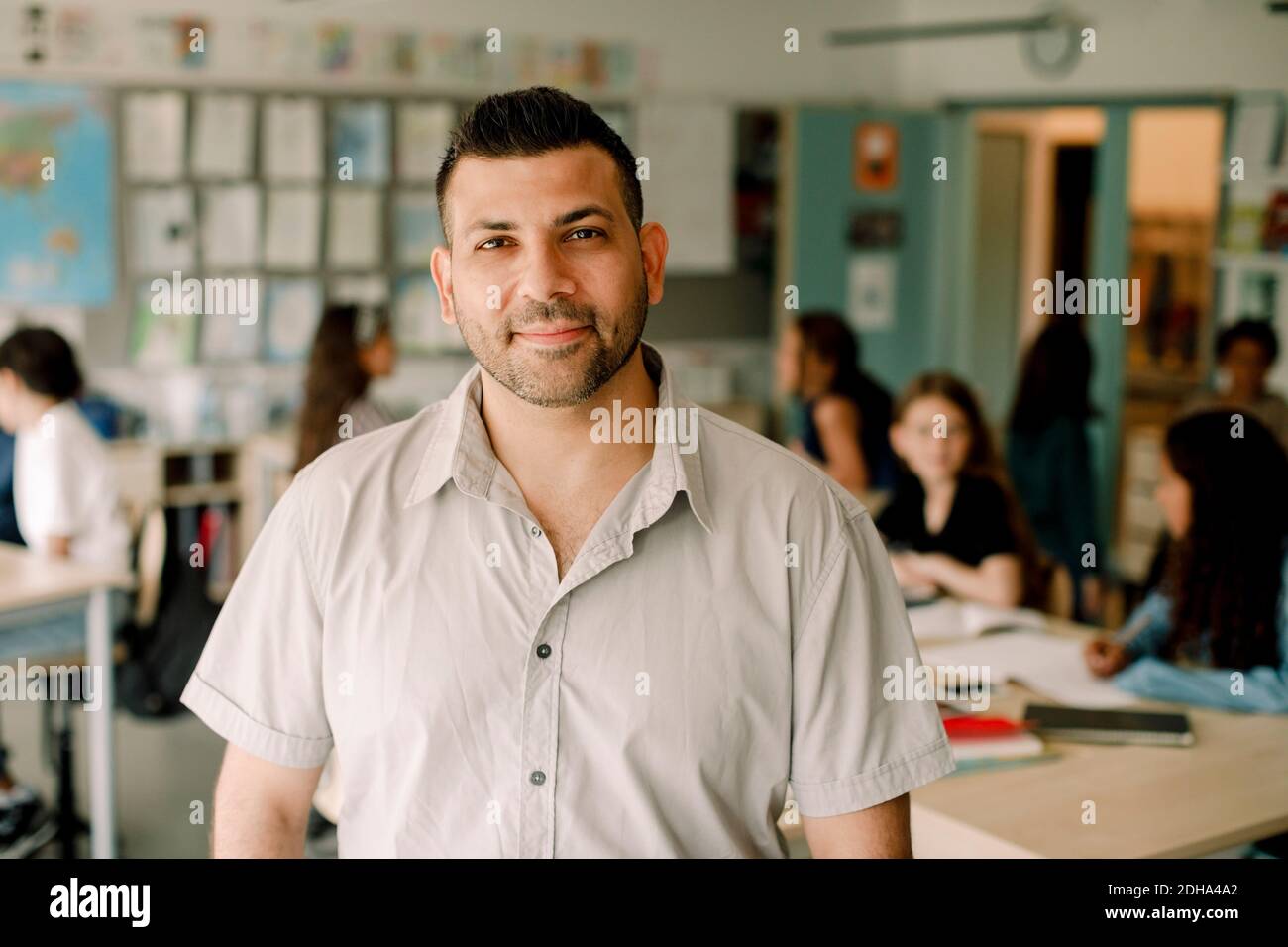 Smiling tutor hi-res stock photography and images - Alamy
