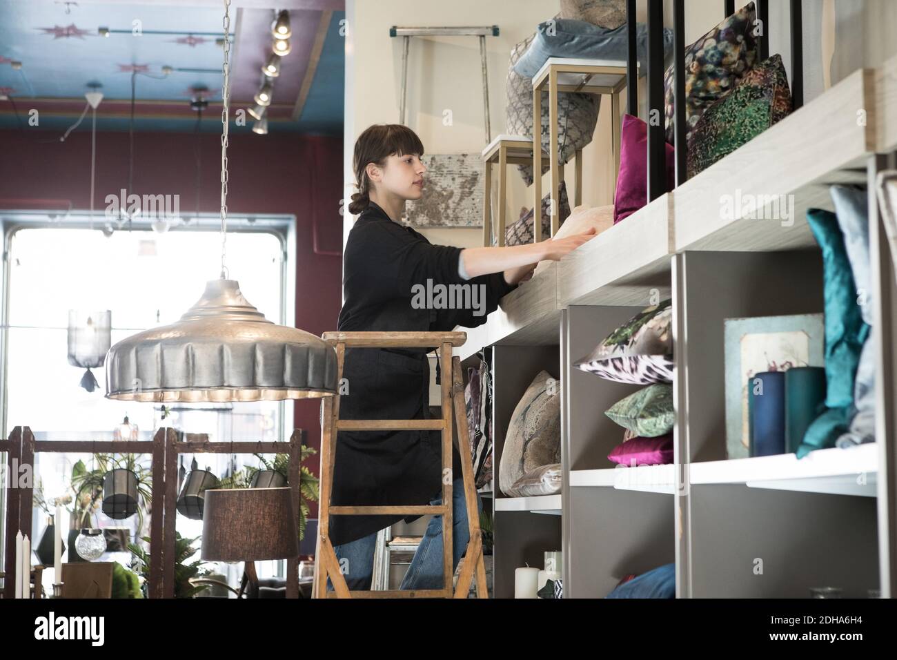 Store display of cushions hi-res stock photography and images - Alamy