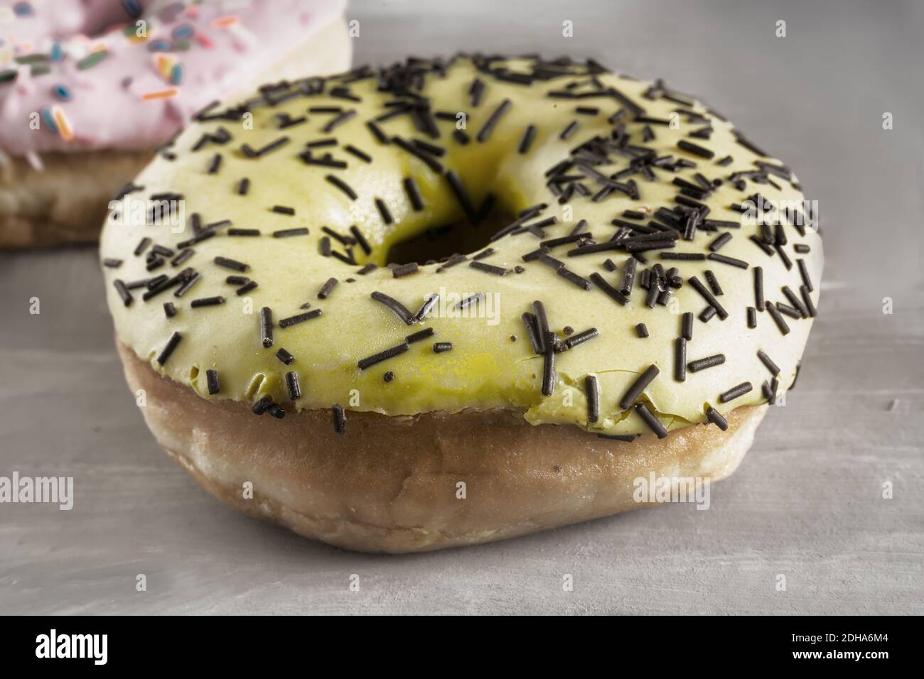 Delicious cake covered icing hi-res stock photography and images - Alamy