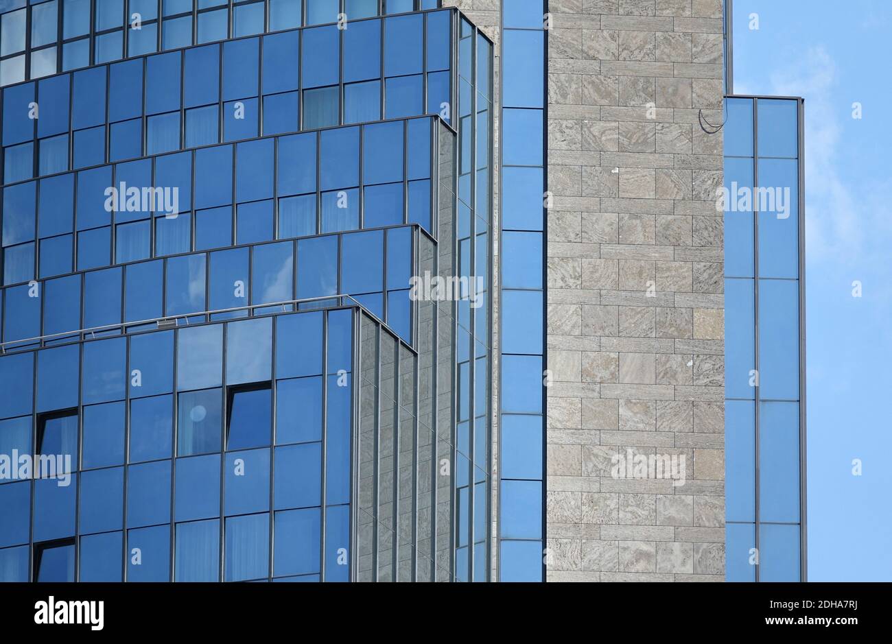 Facade of a high-rise building Stock Photo - Alamy