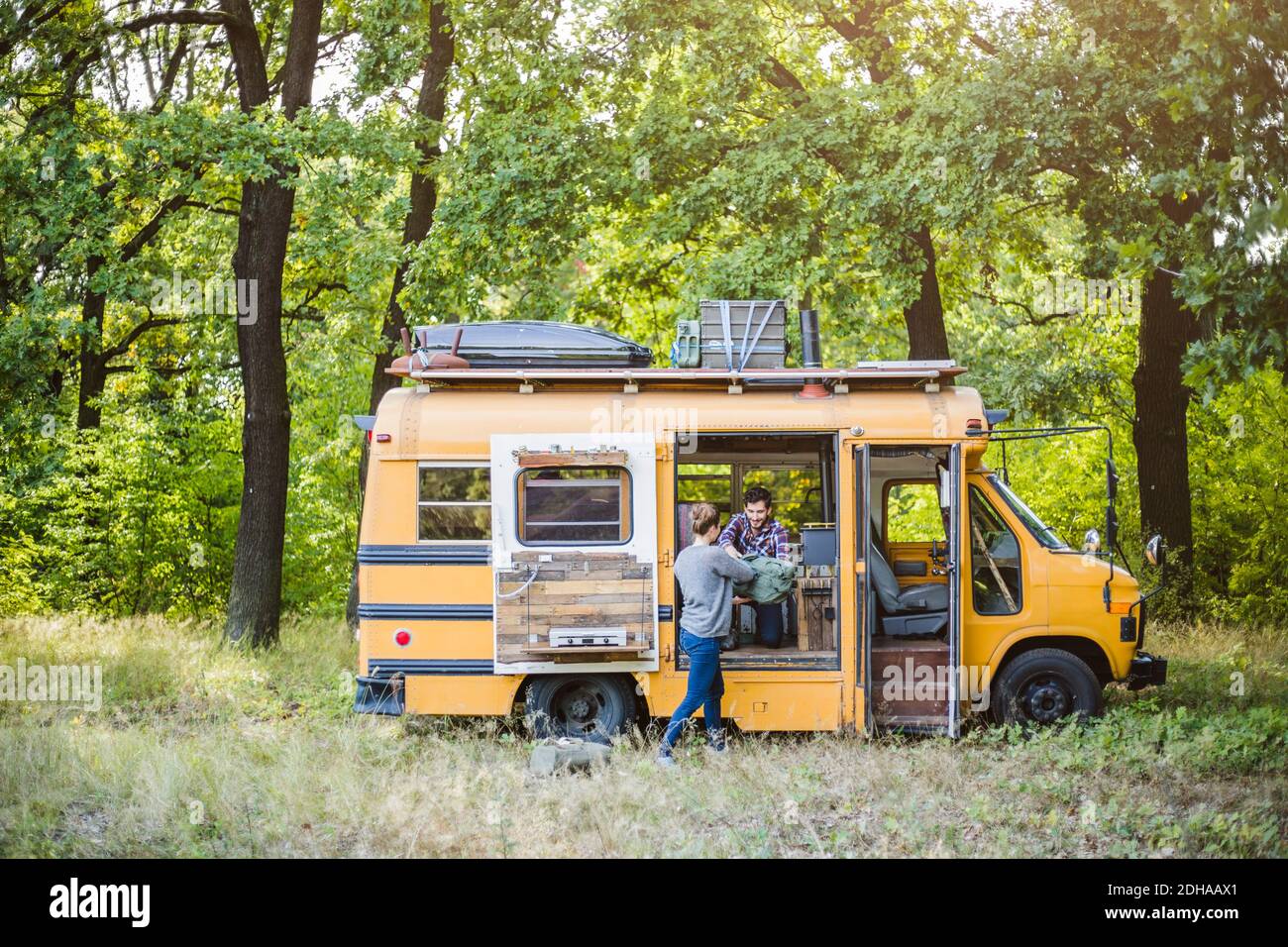 Helping hand, man and woman hi-res stock photography and images - Alamy