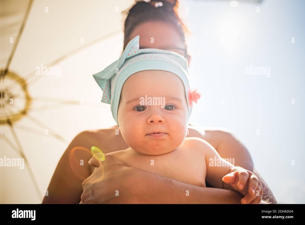 Baby sun shade hi-res stock photography and images - Alamy